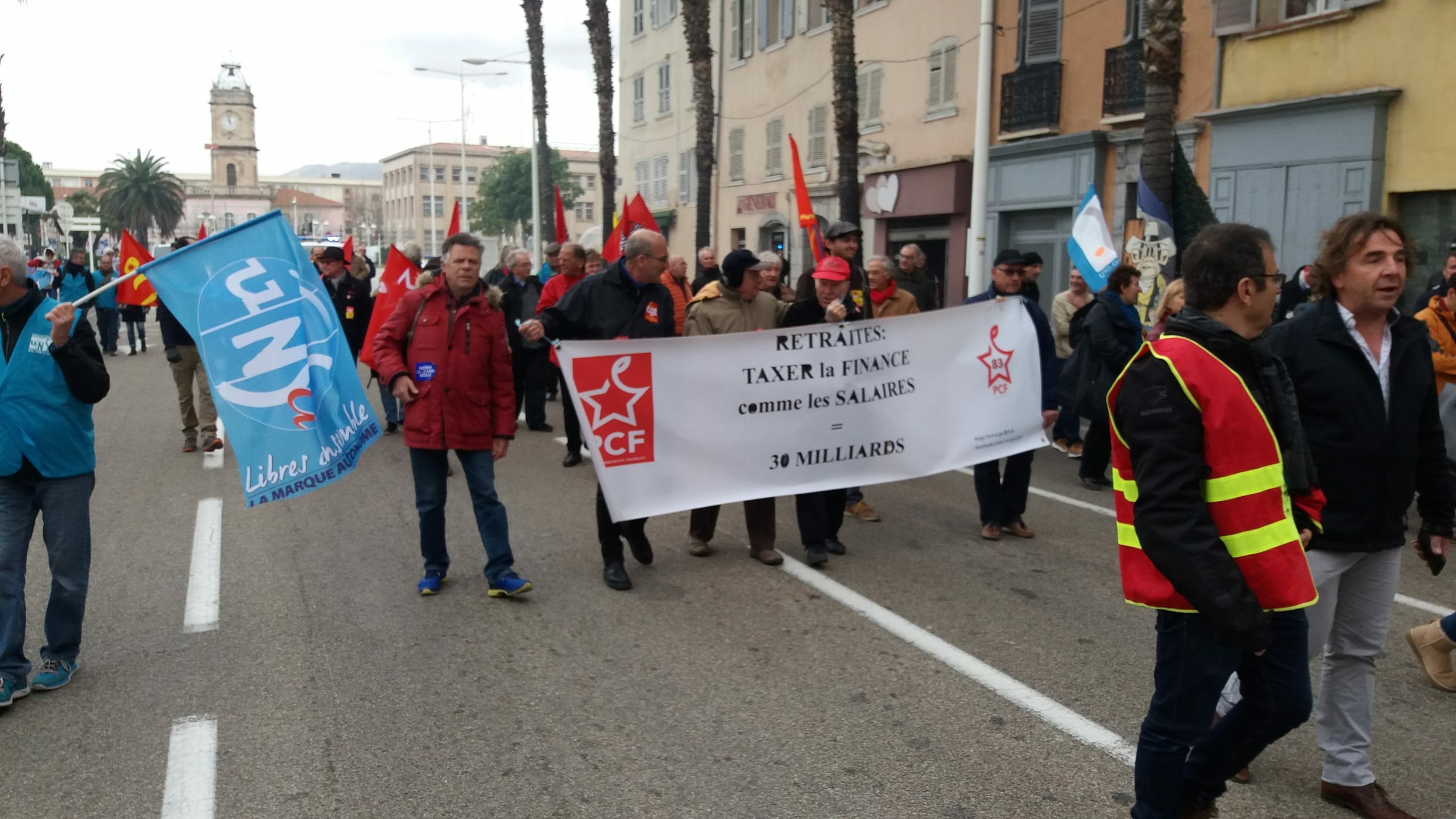 Renforcement du PCF Var : 17 adhésions depuis le 1er janvier ...